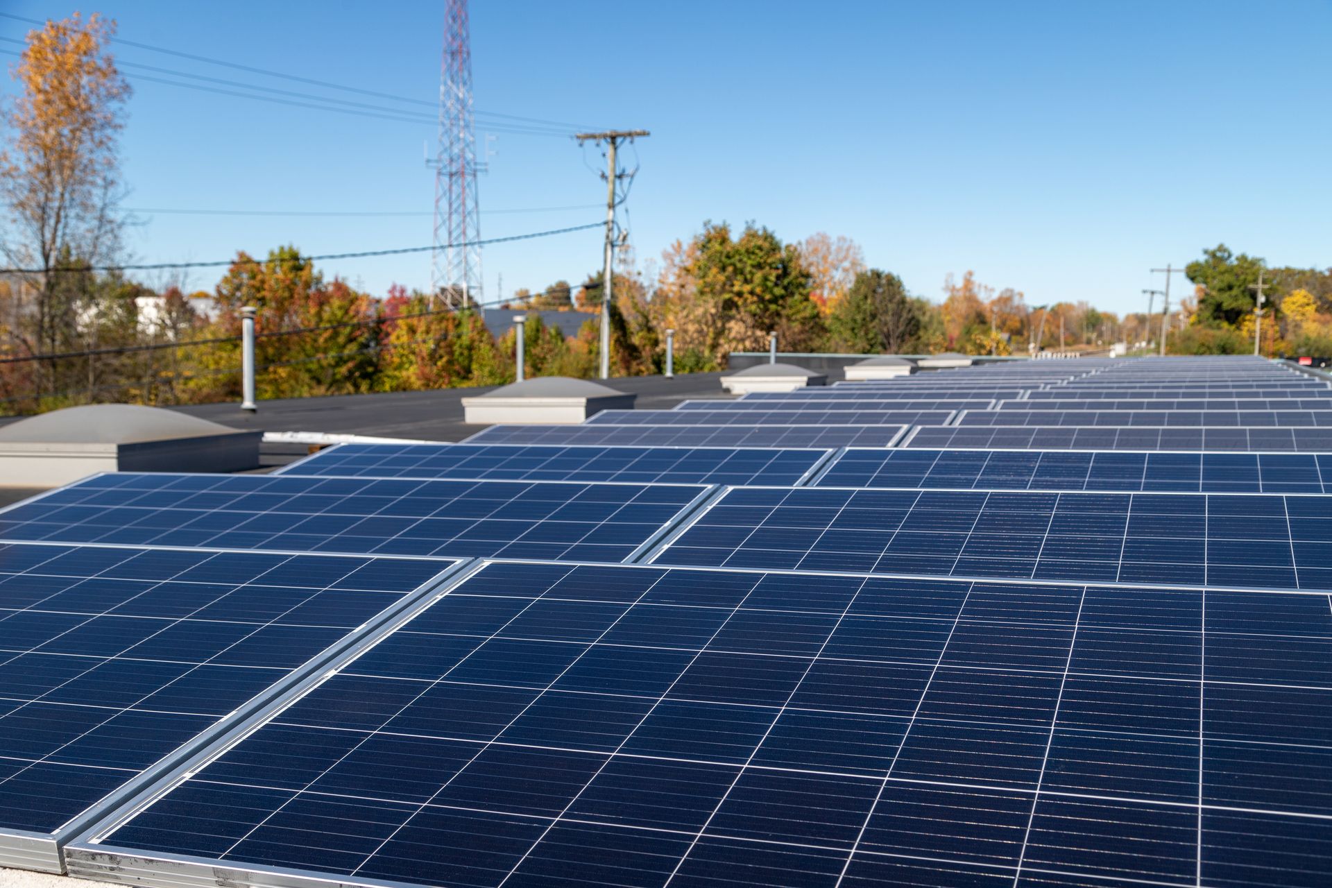 Grid connected, solar, commercial three phase power | Off-Grid Power ...